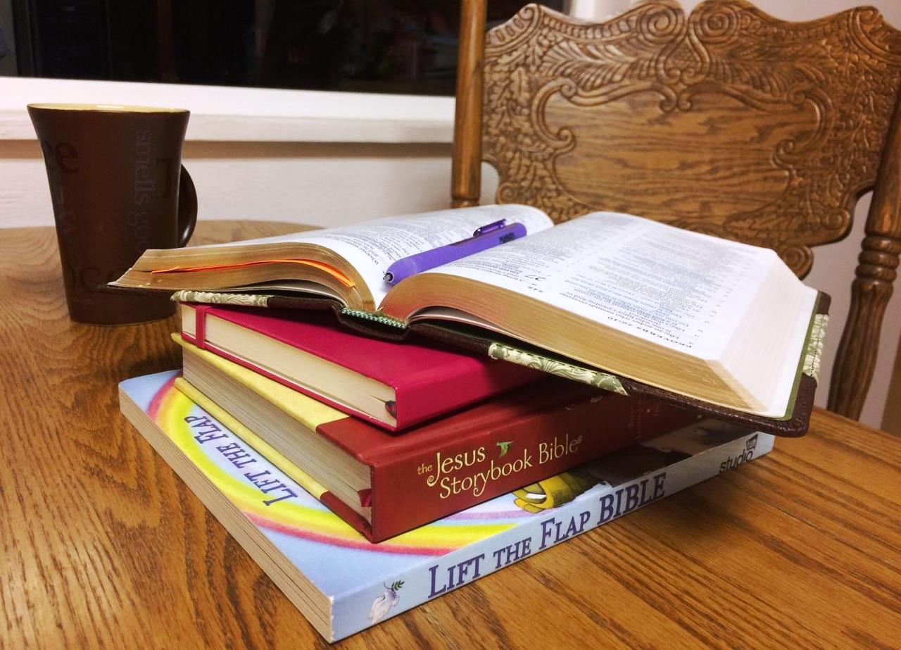 How to Teach Your Kids to Read the Bible - Susanne Maynes